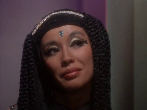 star-trek-elaan-of-troyius-3 - Papo nas Estrelas